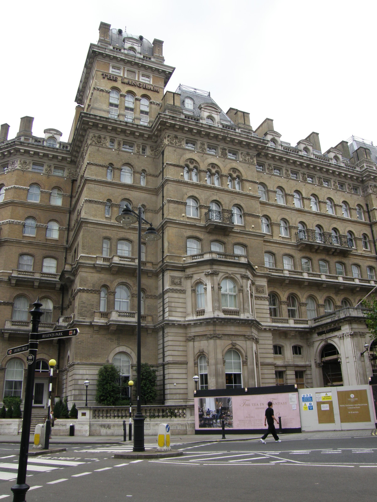 A Picture from Elephant & Castle to Willedsen Junction, Bakerloo ...