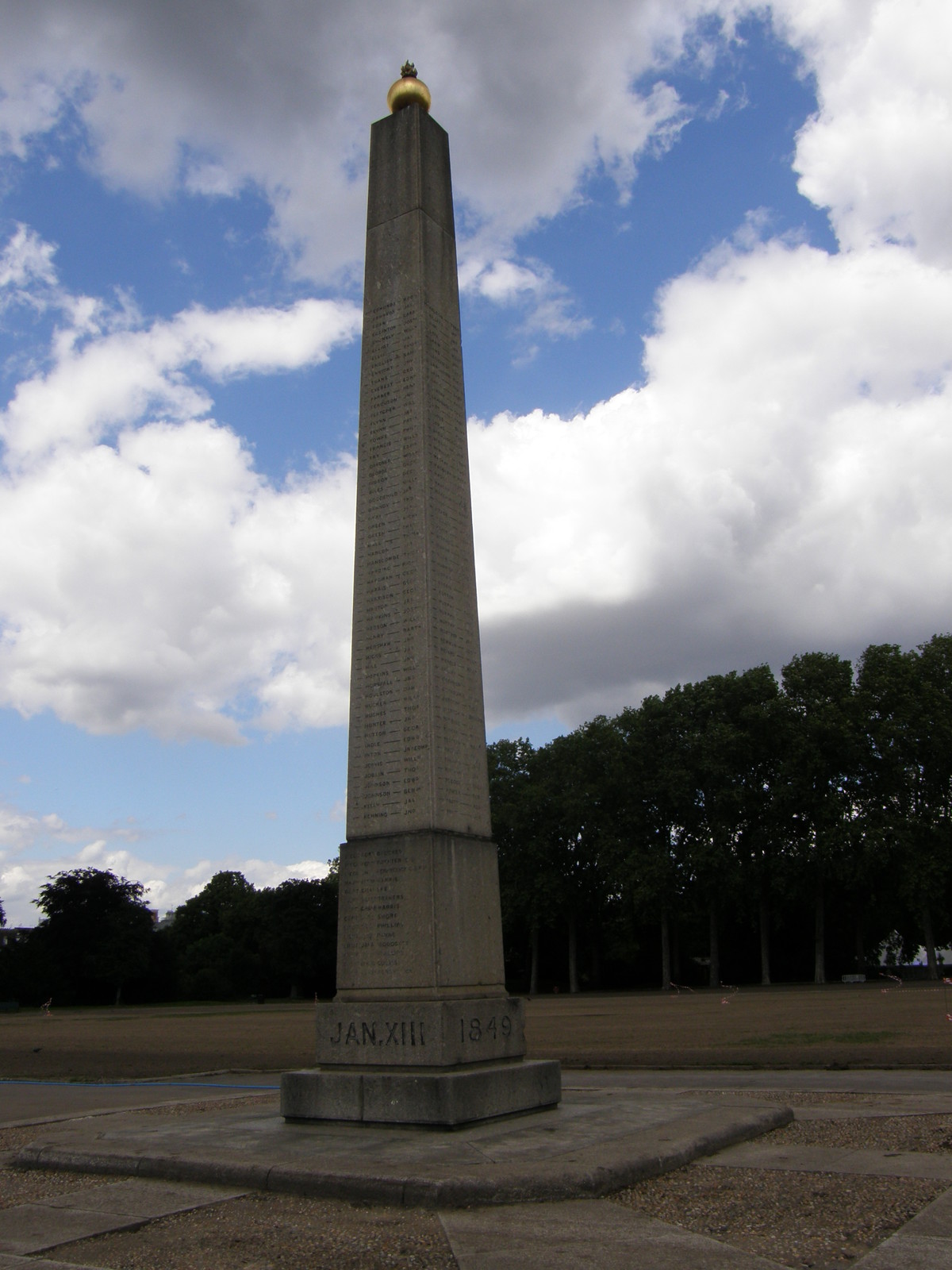 A Picture from Turnham Green to Victoria, District - Tubewalker