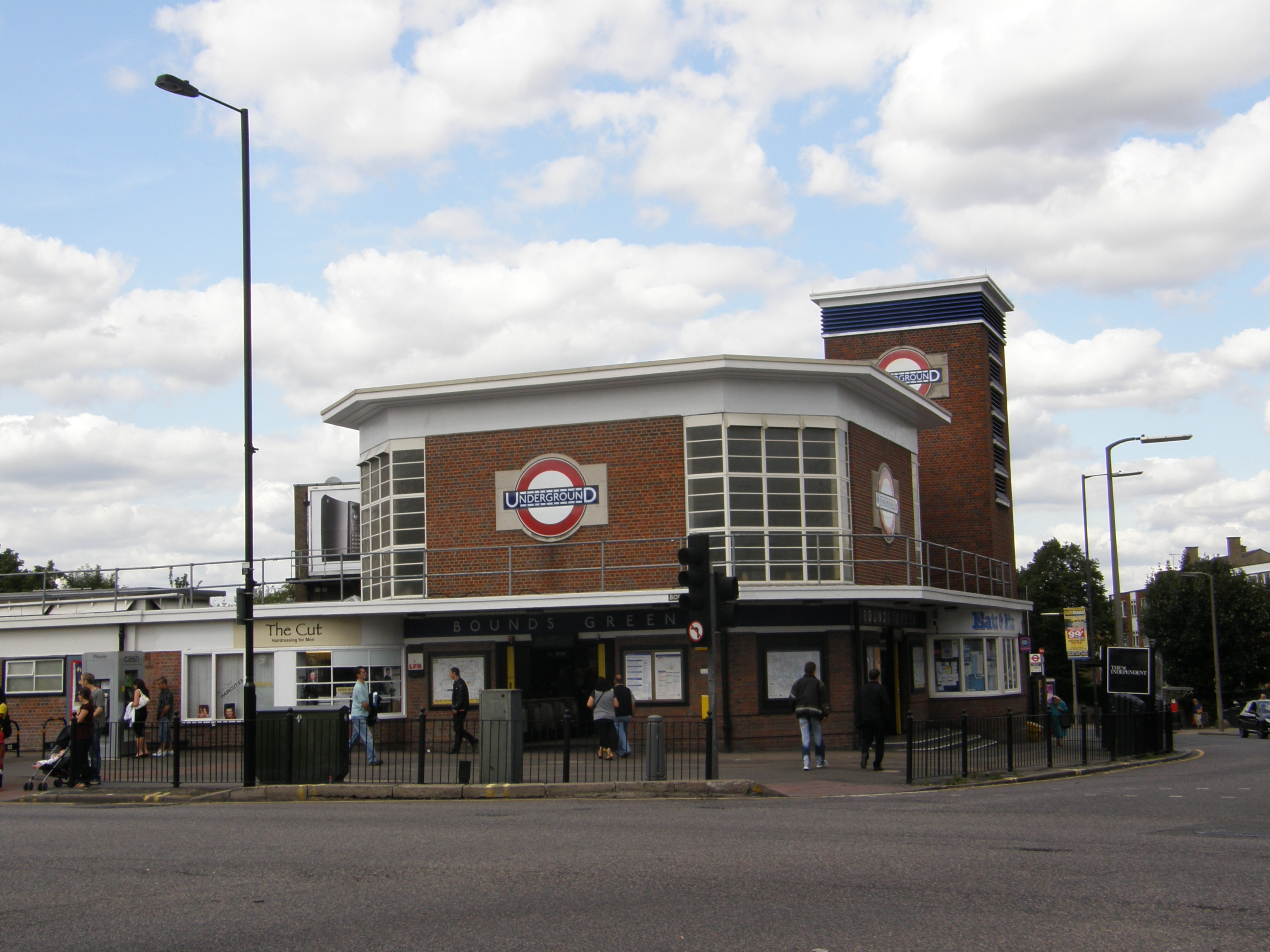 Bounds Green station - A Picture from King's Cross St Pancras to Bounds ...