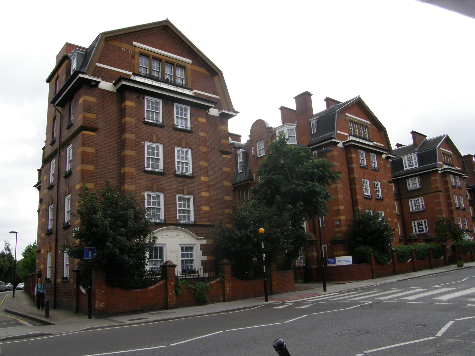 A Picture from King's Cross St Pancras to Walthamstow Central, Victoria ...